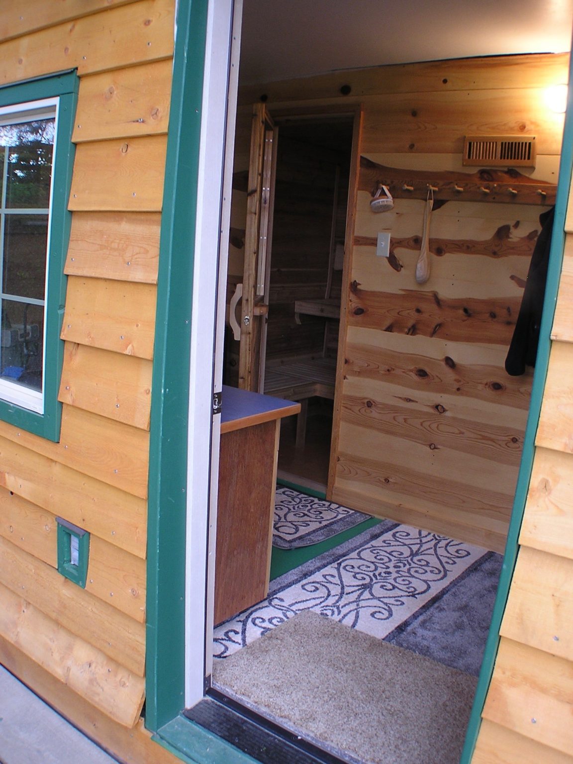 SAUNA BUILDING – Road Less Travelled