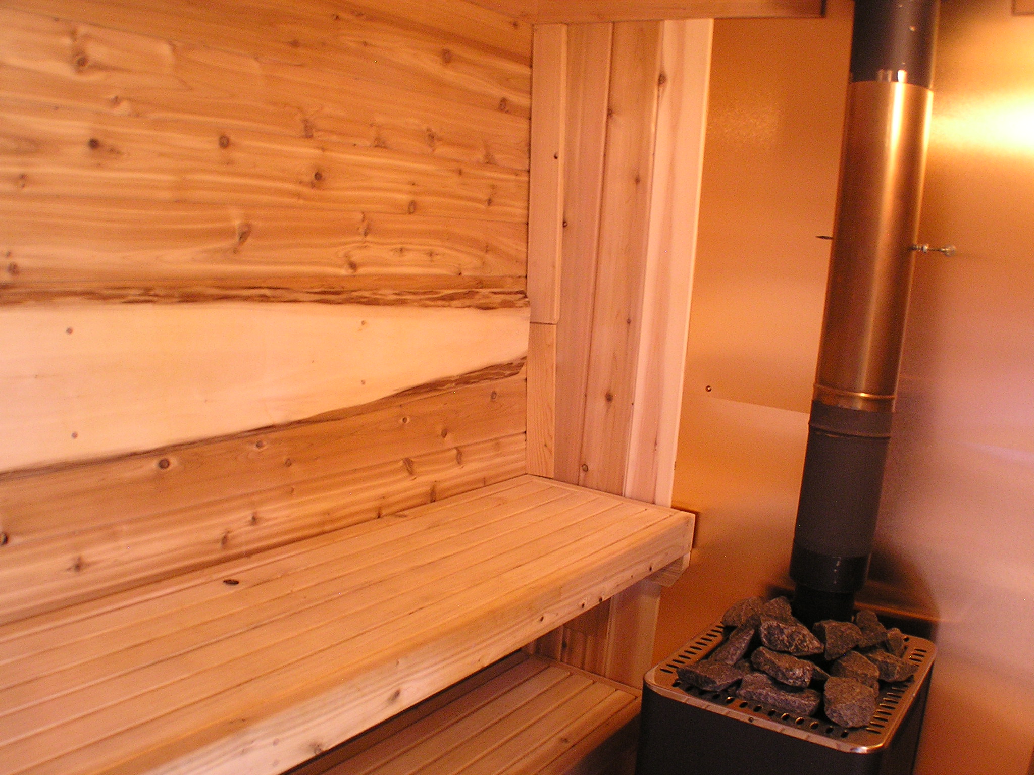 SAUNA BUILDING – Road Less Travelled